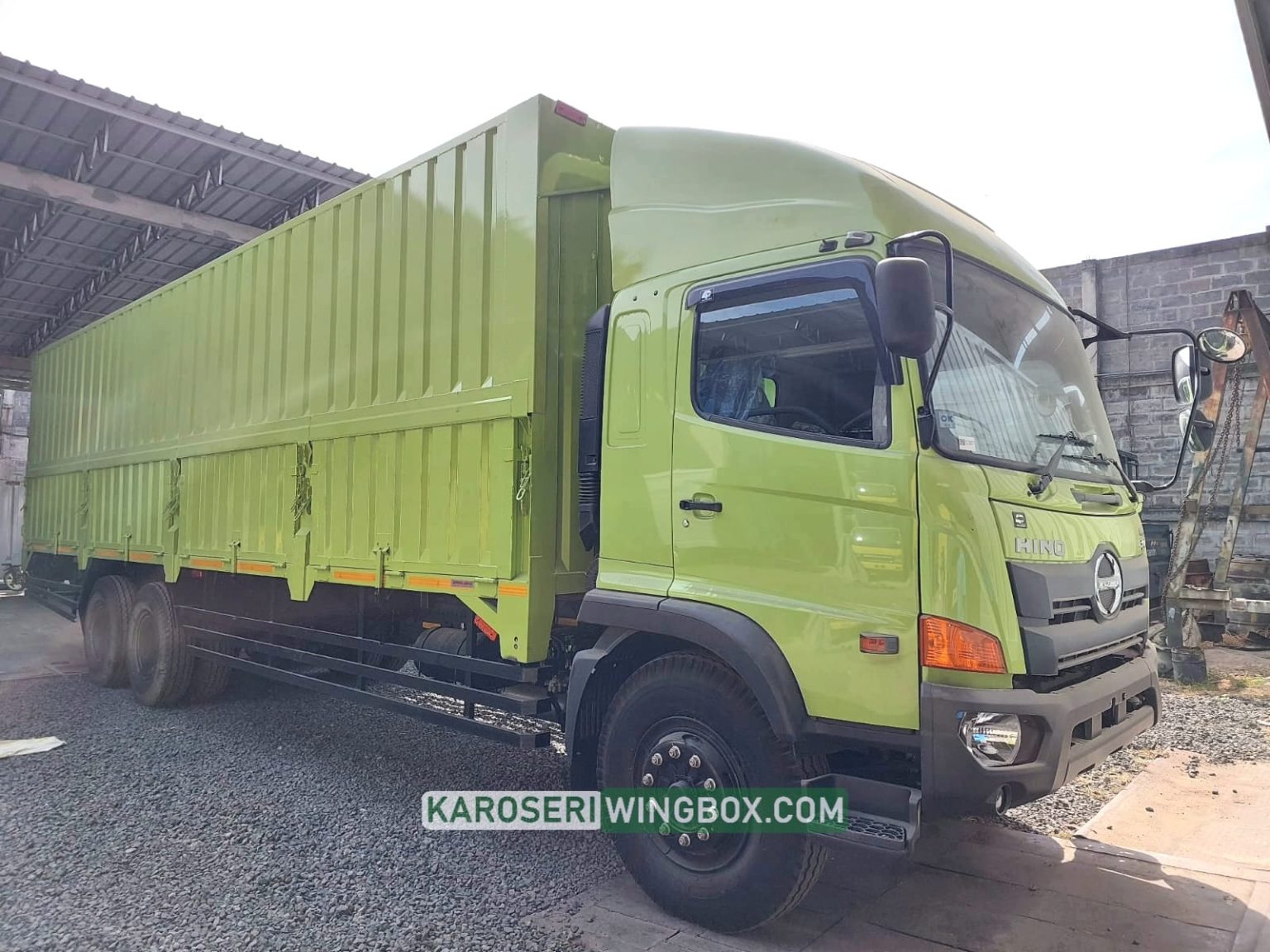 Karoseri Wingbox & Jasa Pembuatan Truk Wing Box - Jasa Pembuatan Wingbox
